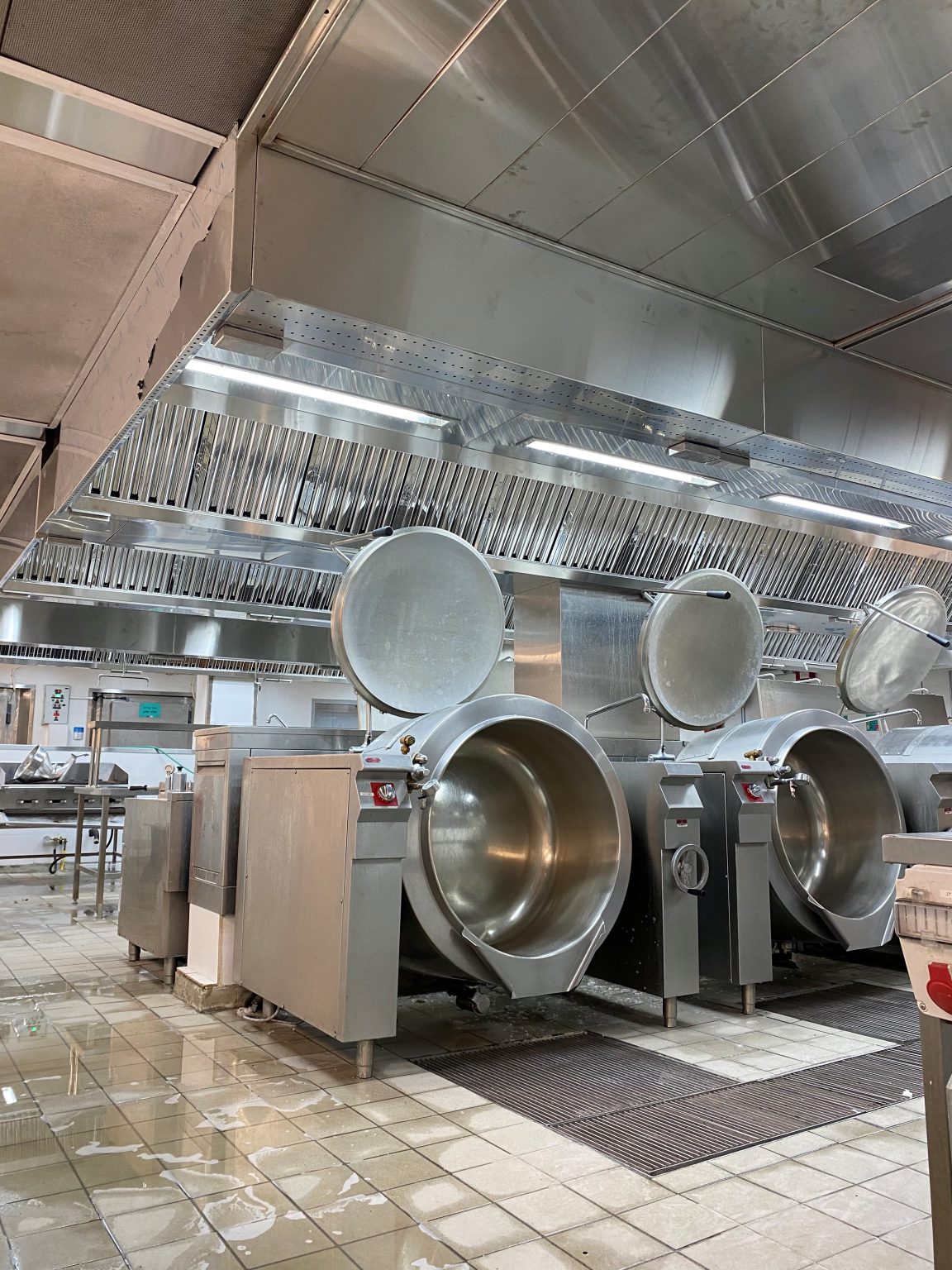 Super Jet Series Energy Saving Hoods - Arama and Benet Engineering